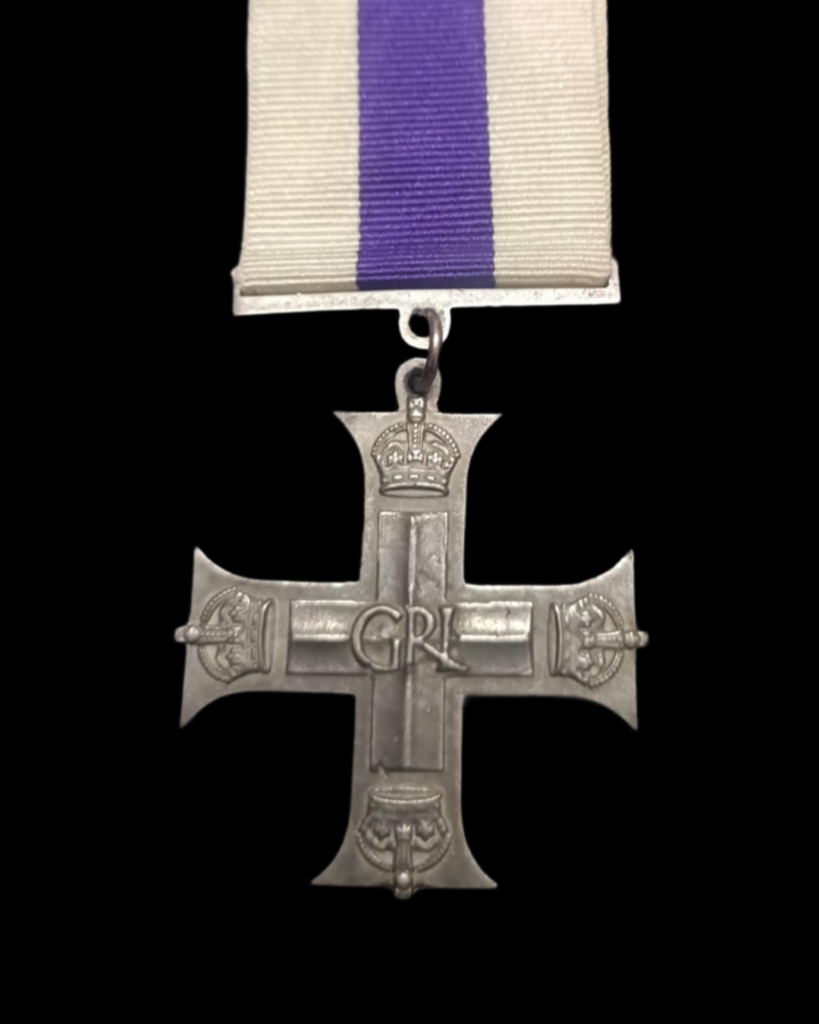 WW2 MILITARY CROSS 1945 (Tailor Copy) - bharat-medals